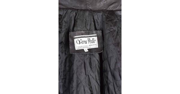 Черно дамско яке | DVE.BG дрехи втора употреба